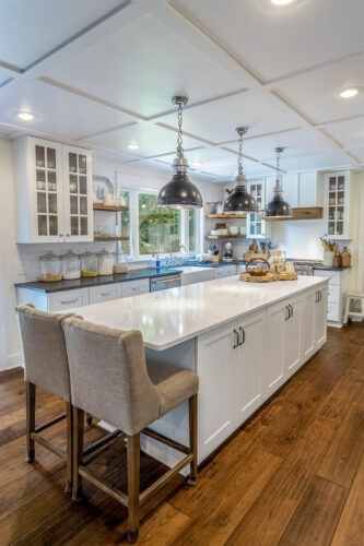 Size Matters When Designing the Best Kitchen Island