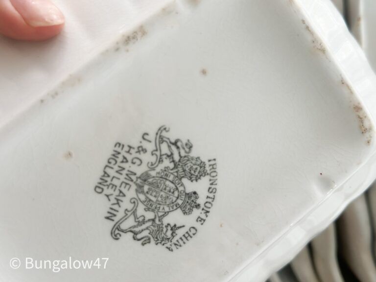 Collecting: A Complete Guide to Vintage Ironstone